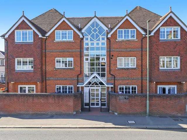 2 Bedroom Flat