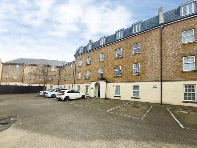 2 Bedroom Flat