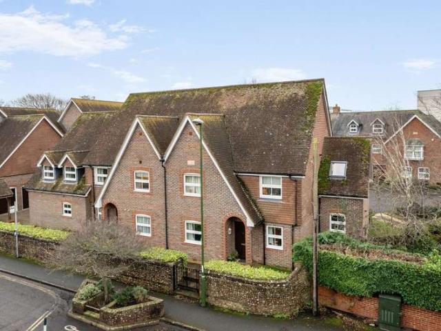 2 Bedroom Property