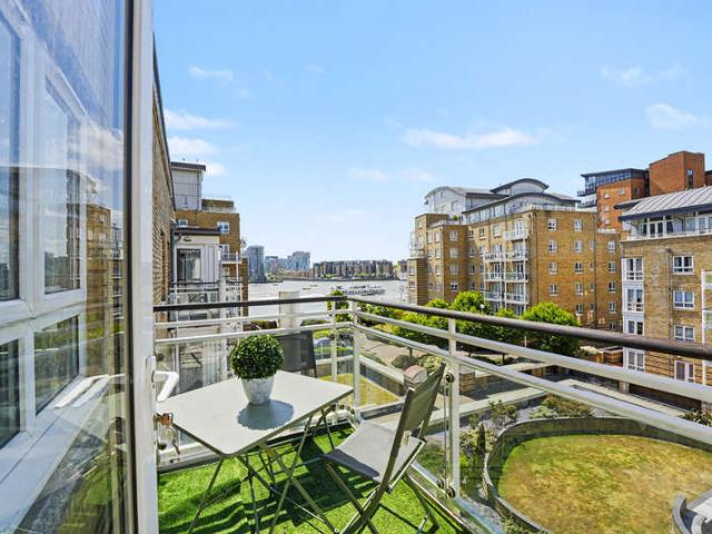 2 Bedroom Flat