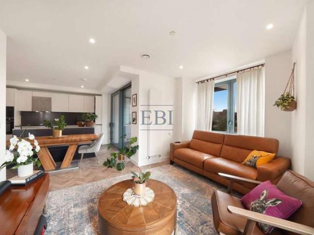 2 Bedroom Flat