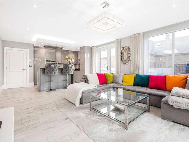 2 Bedroom Flat