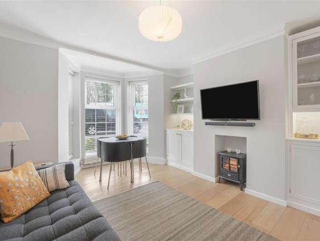 2 Bedroom Flat