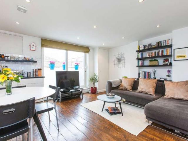 2 Bedroom Flat