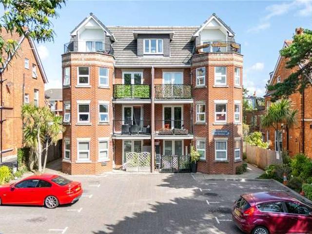 2 Bedroom Flat
