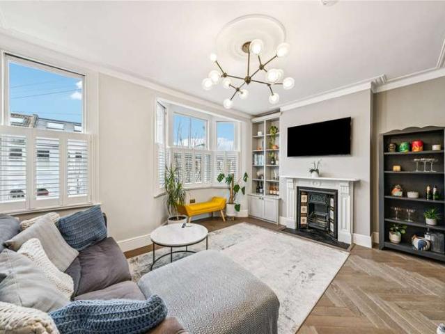 2 Bedroom Flat