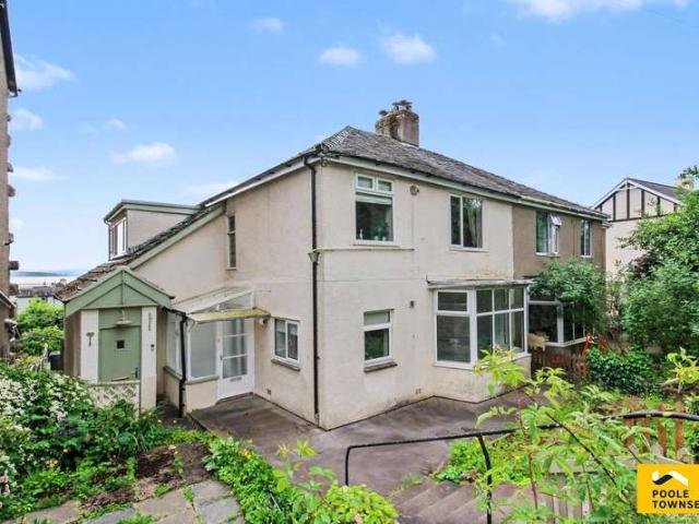 2 Bedroom Flat