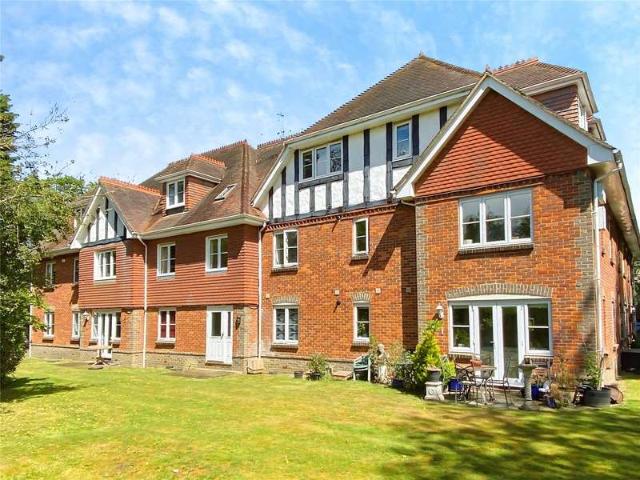 2 Bedroom Flat