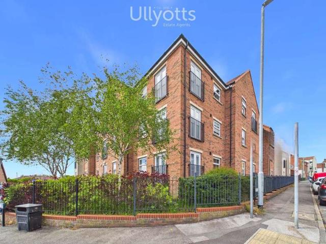 2 Bedroom Flat