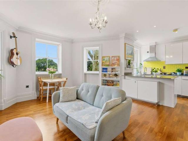 2 Bedroom Flat