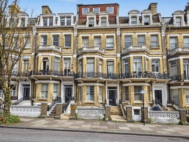 2 Bedroom Flat