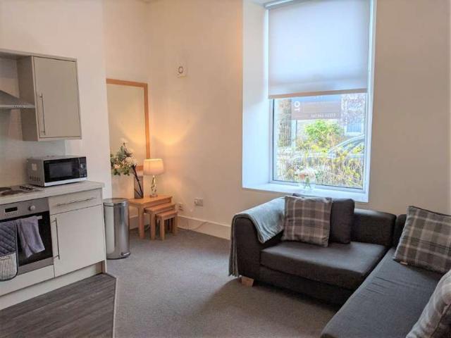 2 Bedroom Flat