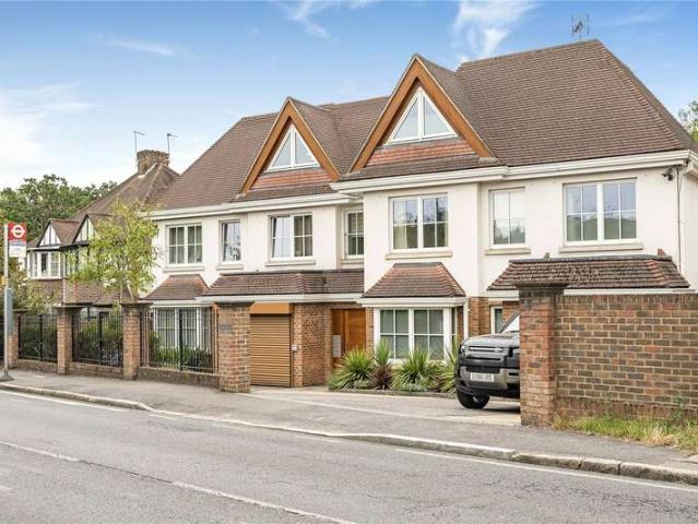 2 Bedroom Flat