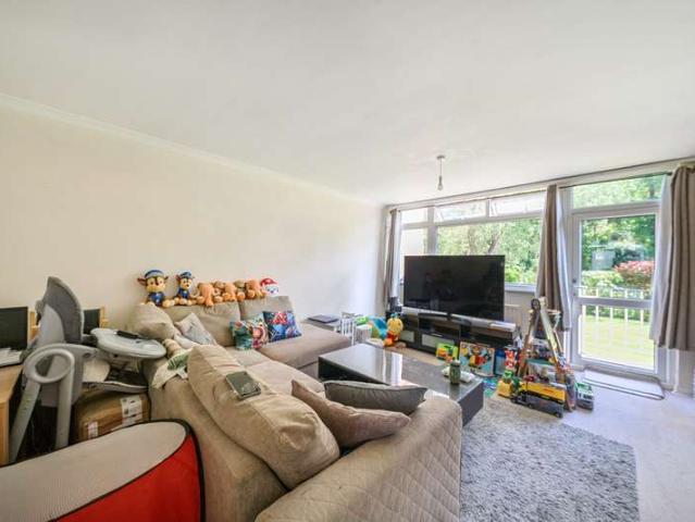 2 Bedroom Flat