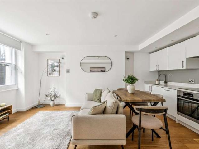 2 Bedroom Flat