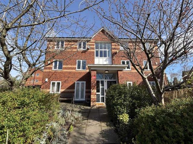 2 Bedroom Flat
