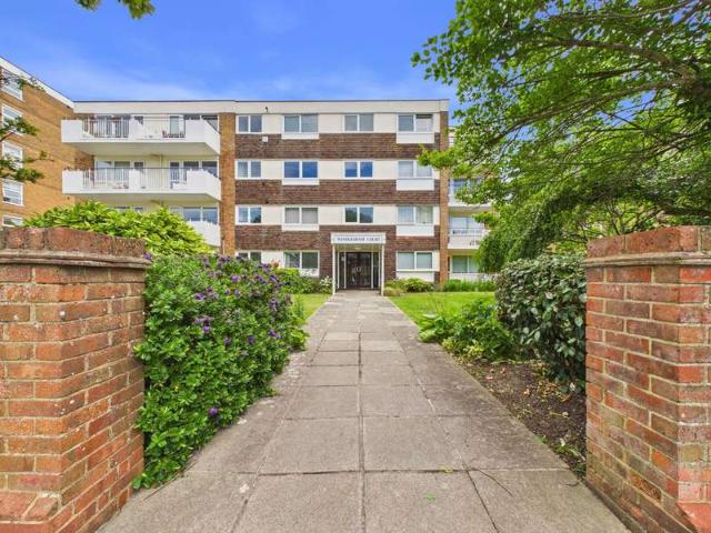 2 Bedroom Flat