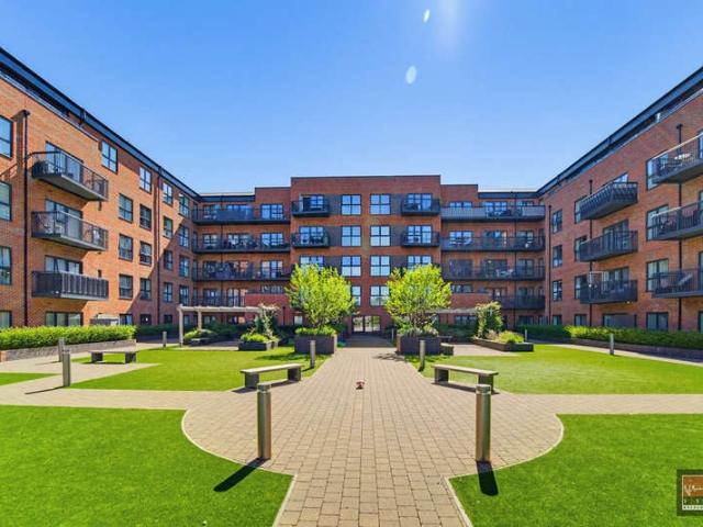 2 Bedroom Flat