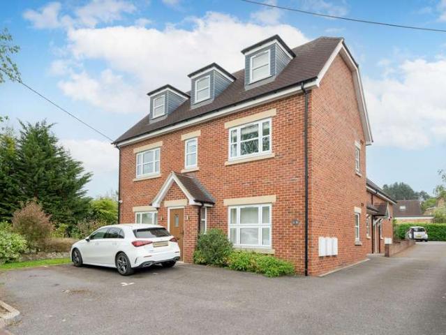 2 Bedroom Flat