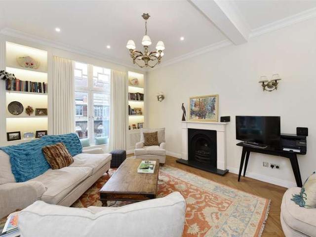 2 Bedroom Flat