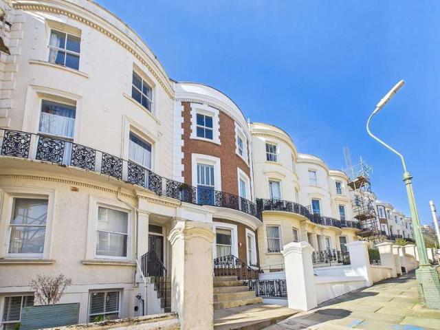 2 Bedroom Flat