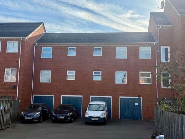 2 Bedroom Flat