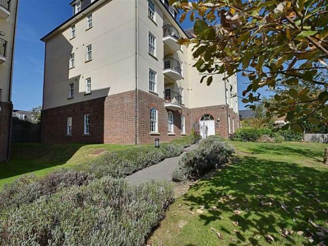 2 Bedroom Flat