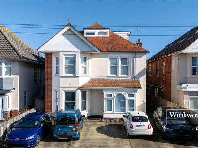 2 Bedroom Flat
