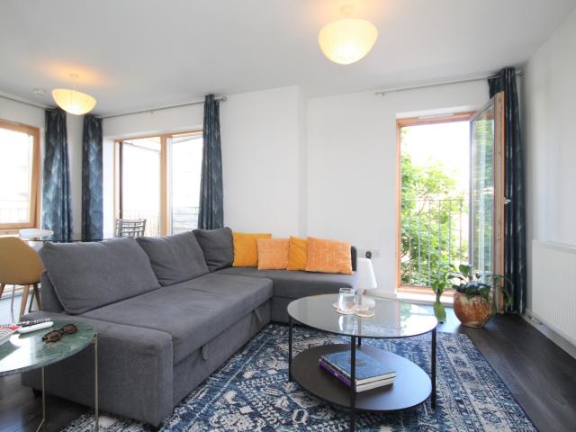 2 Bedroom Flat