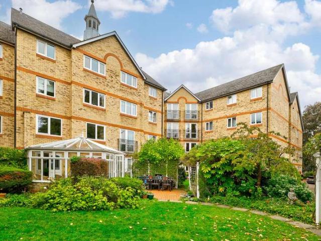 2 Bedroom Flat