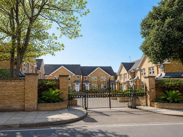 2 Bedroom Flat