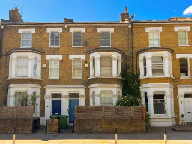 2 Bedroom Flat