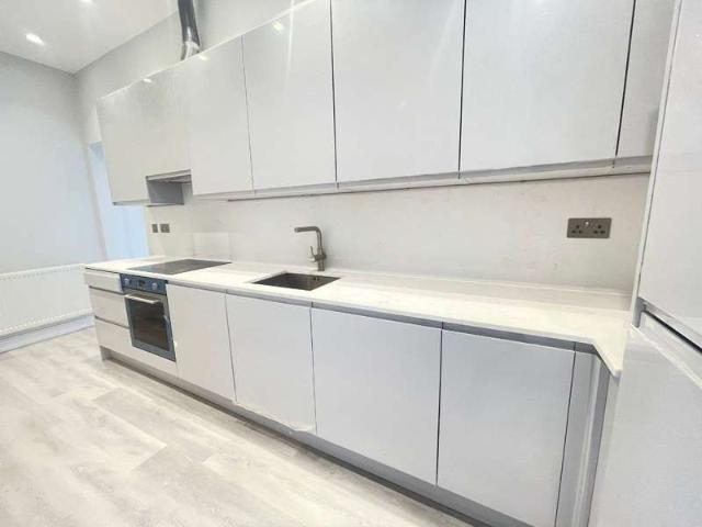 2 Bedroom Flat