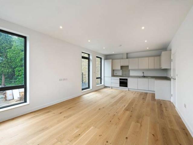 2 Bedroom Flat