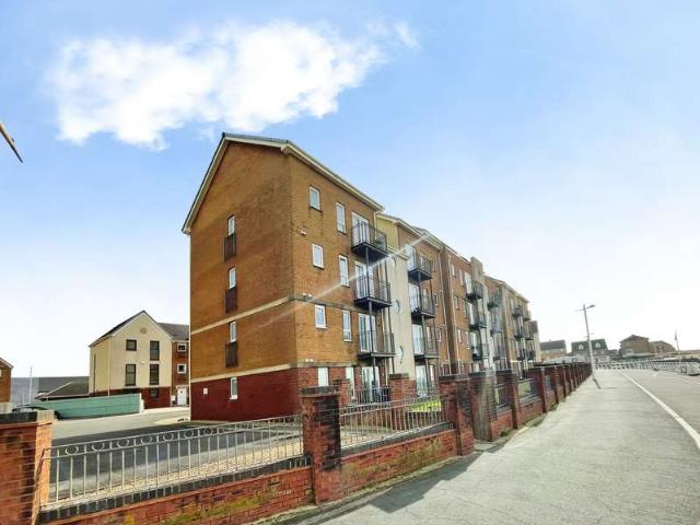 2 Bedroom Flat