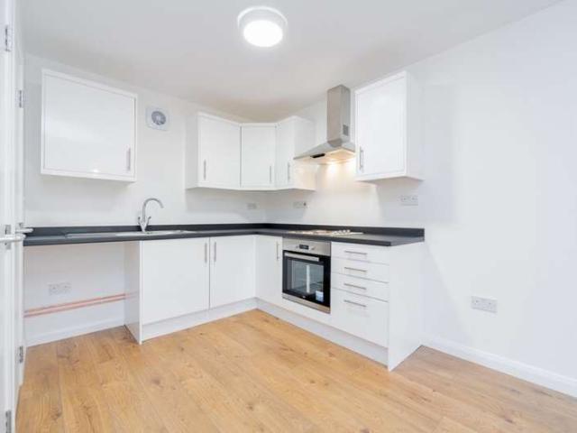 2 Bedroom Flat