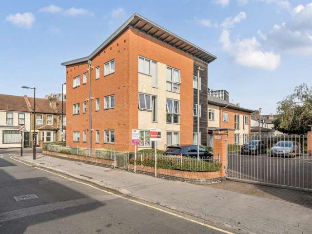 2 Bedroom Flat