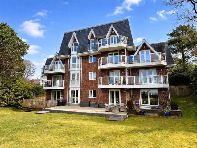 2 Bedroom Flat