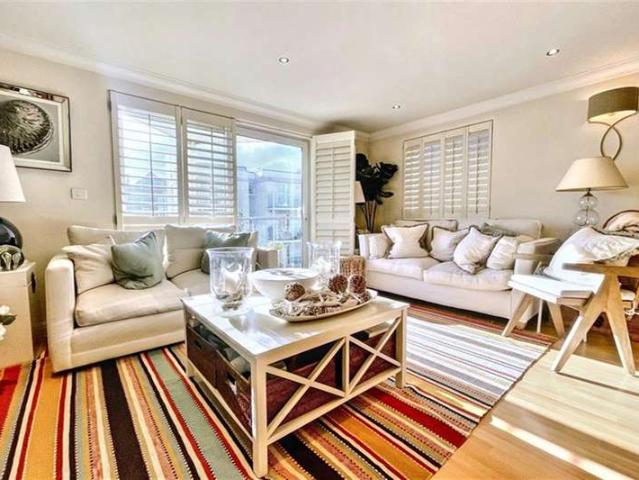 2 Bedroom Flat