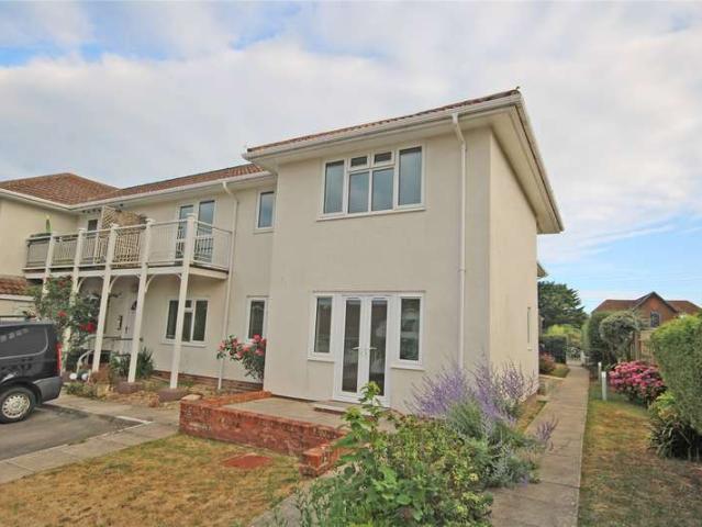 2 Bedroom Flat