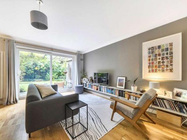 2 Bedroom Flat