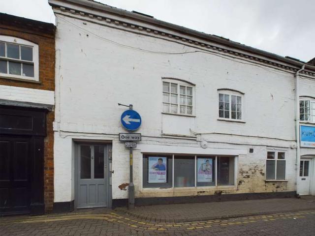 2 Bedroom Flat