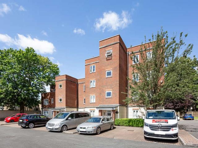 2 Bedroom Flat