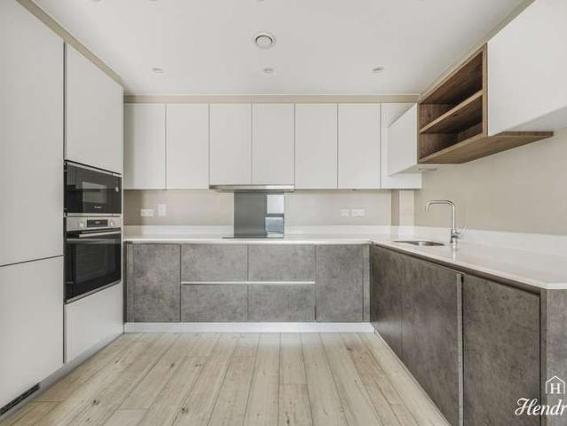 2 Bedroom Flat