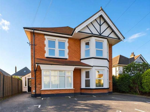 2 Bedroom Flat