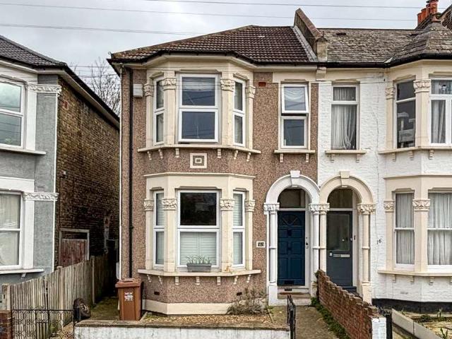 2 Bedroom Property