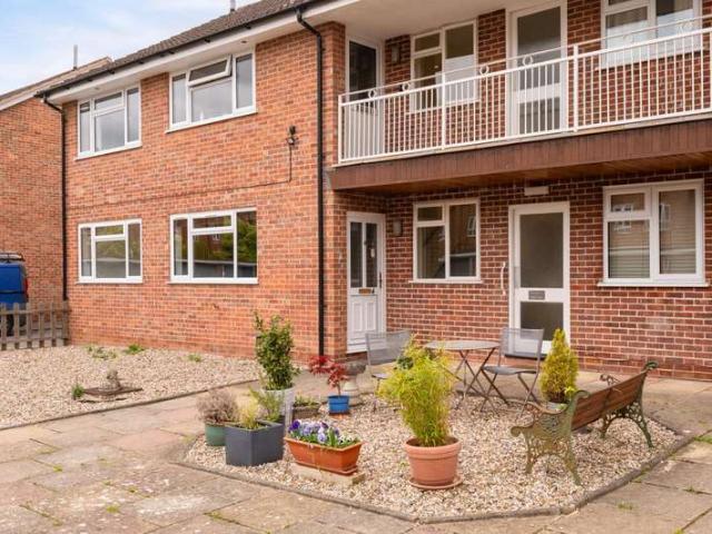 2 Bedroom Flat