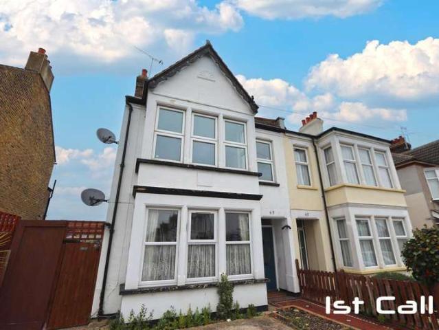 2 Bedroom Flat
