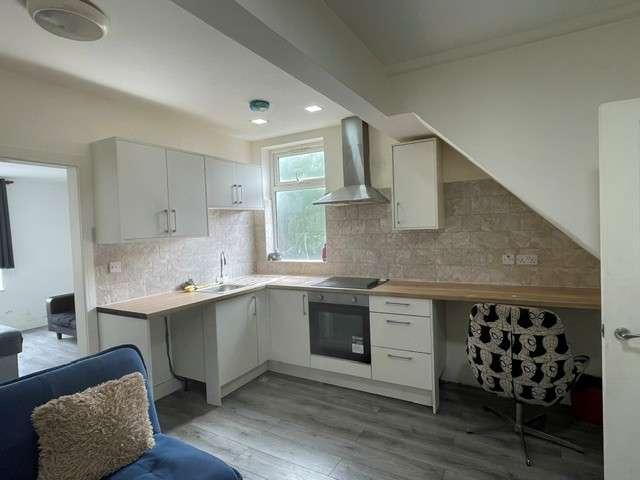 2 Bedroom Flat