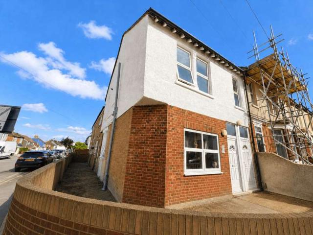 2 Bedroom Flat